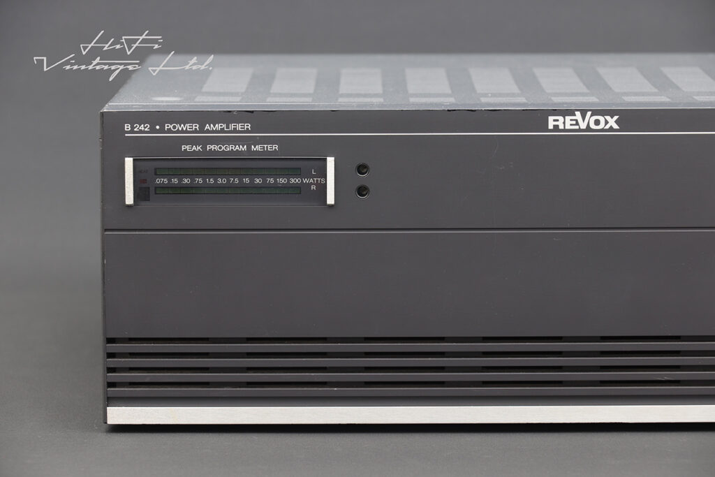 Revox B242 Power Amplifier - HiFi Vintage